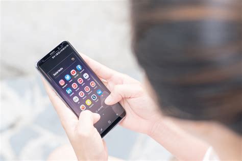 How To Spend Less Time On Your Phone 7 Tips From A Psychologist