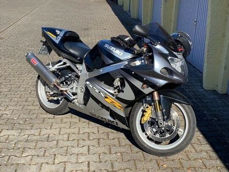 Suzuki Suzuki Gsx R 1000 K1 Gsxr Gi Pro Used The Parking Motorcycles