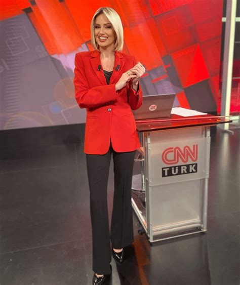 Fulya Kalfa Cnn Turkey R Hot Reporters