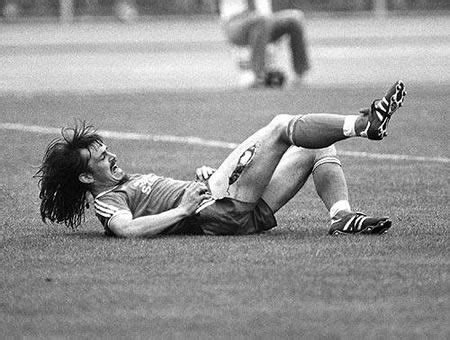10 Of The Worst Football Injuries Ever Bleacher Report Latest News