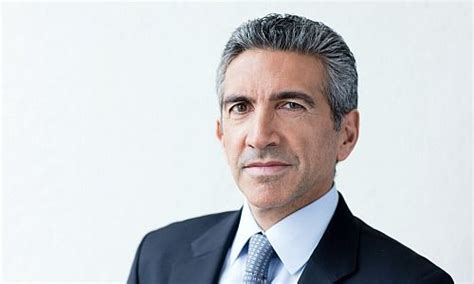 Ubs Replaces Key Private Banker