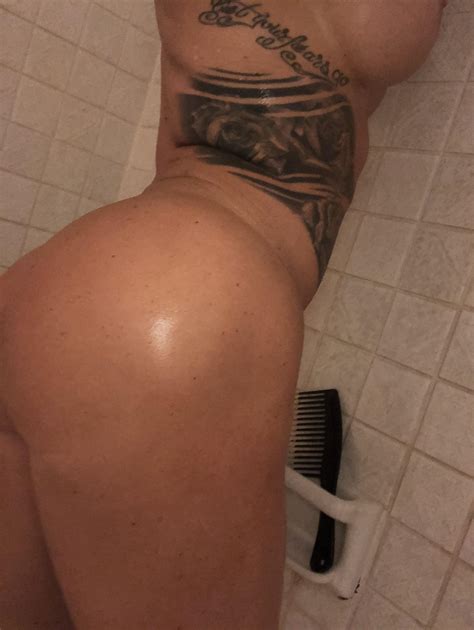 Shiny And Curvy Porn Pic Eporner