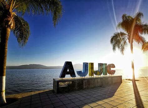 Tres Atractivos De Ajijic Para Descubrir Este Año Descubre México