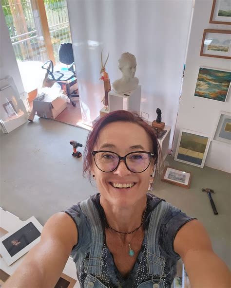 Hanja Badenhorst Visual Artist Arterieonline • Instagram Photos And Videos