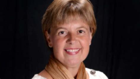 Amanda Breaults Instagram Twitter And Facebook On Idcrawl