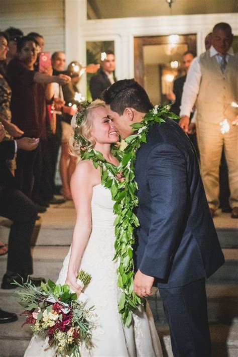 Chic Fall Garden Wedding With Hawaiian Flare October 23 At Cjs Off
