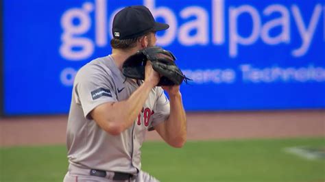 Kutter Crawford Lanza Salida De Calidad Ante Bravos 07052024
