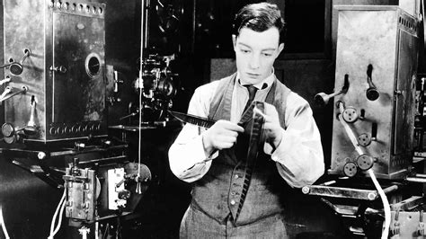 Download Free Buster Keaton Movie Camera Man Wallpaper