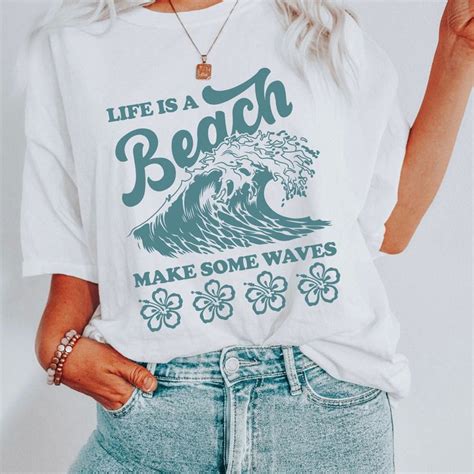 Trendy Beach T Shirt Retro Beach Shirt For Summer Graphic Casual Tee