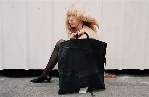 Klein Barfield By Gerardo Vizmanos Vanity Teen 虚荣青年 Lifestyle And New