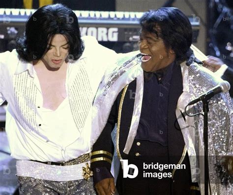Michael Jackson Y James Brown An Iconic Moment Between Michael Jackson