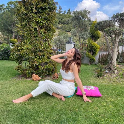 Zehra Yilmazs Feet