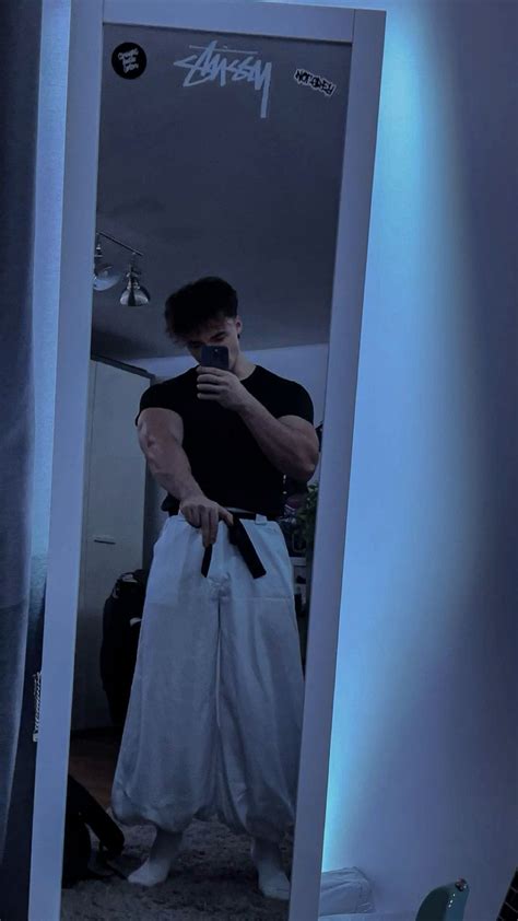 Toji Physique In Real Life