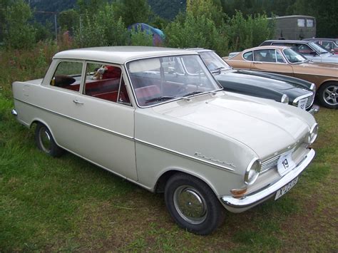 äldre Män Knullar Unga Tjejer