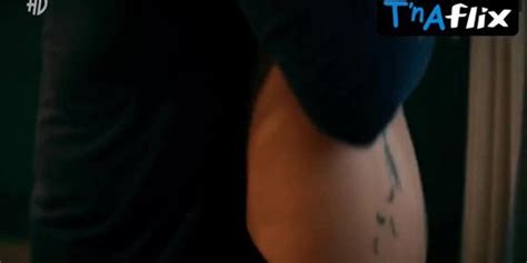 Zoya Berber Sexy Scene In Proekt Anna Nikolaevna