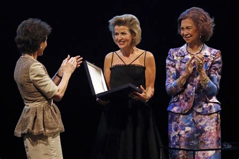 Koningin Sofia Van Spanje Reikt Muziekprijs Uit Vorsten