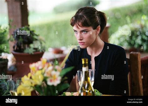 The Whole Ten Yards Amanda Peet 2004 C Warner Brotherscourtesy