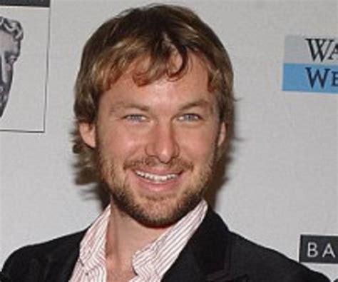 Who Is Toni Collettes Husband Dave Galafassi His Age Wife