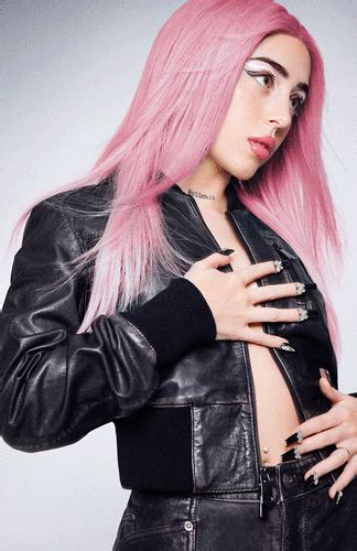 Jeremy Combot English Metal Magazine Fashion Story Fashion Beauty Fashion Images