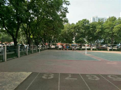 2024华北电力大学游玩攻略凸显电力特色，尤其是跳伞塔【去哪儿攻略】