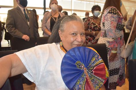 Phyllis Brown Todays Communiqué