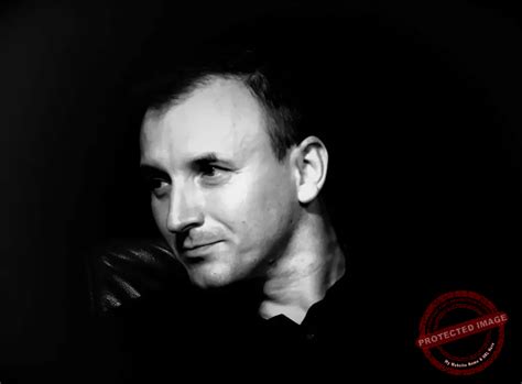 Critic Guest Robert Șerban „aproape Nimic Sigur”