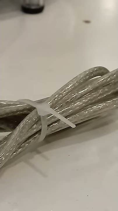 אישה ערומה Youtube