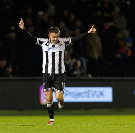 St Mirren 2 Rangers 1 Boyd Munce Stuns Gers With Superb Added Time