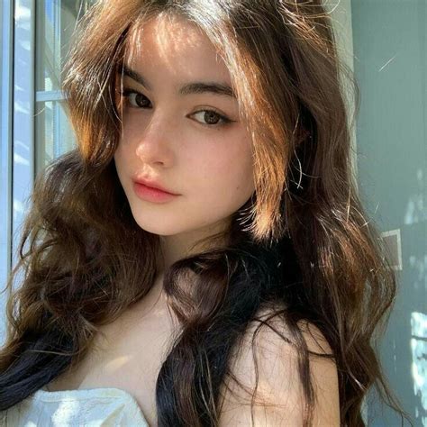 Beautiful Lips Gorgeous Hair Cool Girl Ootd Poses Angry Girl Fake
