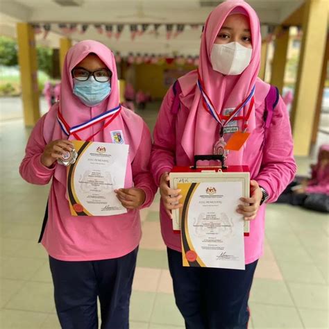 Hari Puteri Life Is Beautiful