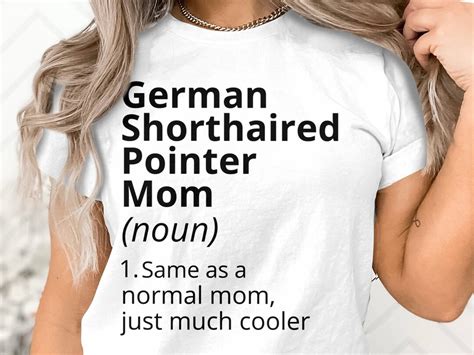 German Shorthaired Pointer Mom T Shirt Dog Lover Womens Tee Cool Dog