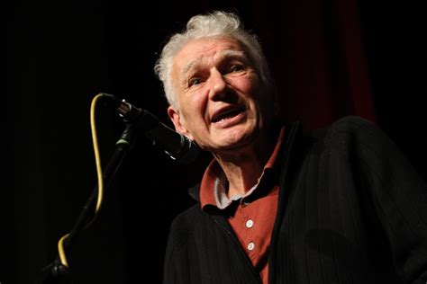 Intervju Enes Kišević Glumac I Pjesnik Koji 20 Godina Na Valentinovo