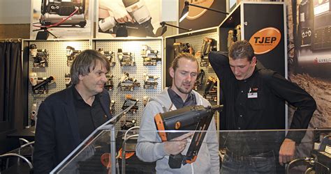 Baustoffpartner Klammer Und Nageltechnik Dänen Tackern Schneller