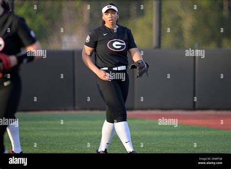 Georgias Jaiden Fields 3 Warms Up Before An Ncaa College Softball