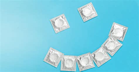 セックスの回数が減っているのはスマートフォンのせいではなく忙しいからである STERON