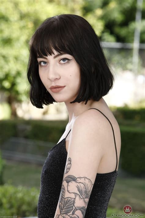 Charlotte Sartre Rmodelsgonemild
