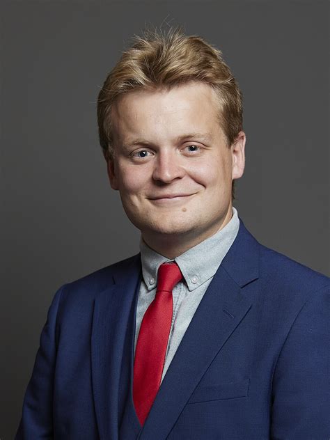 Euan Stainbank — Wikipédia