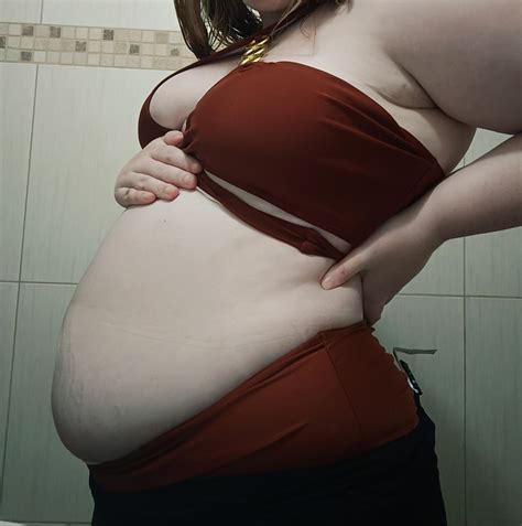 I Love All Bbw Ssbbw Feedee And Gaining Girls — Who Wants To Feed This