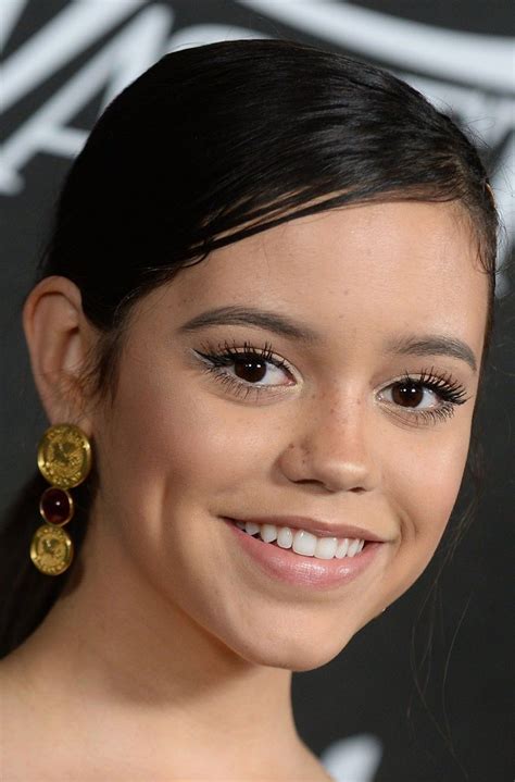 Pin By Vdcamp On Jenna Ortega Jenna Ortega Beautiful Mexican Women