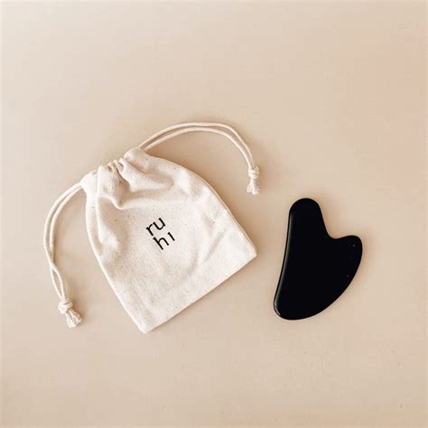 Ruhi The Obsidian Gua Sha Mooi Natural Beauty