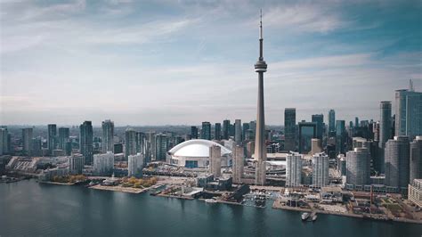 Top 10 Iconic Landmarks In Canada Rvdxbm
