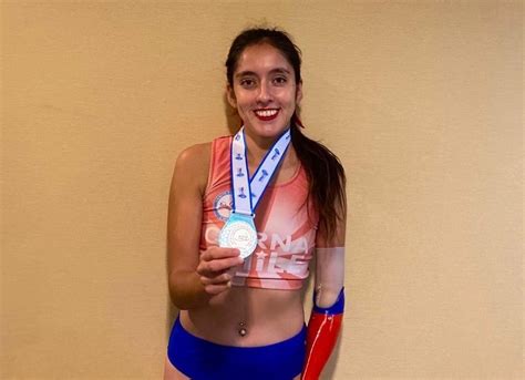 Amanda Cerna Logra 2do Lugar En Grand Prix De Dubai 2021 Runchile Cl