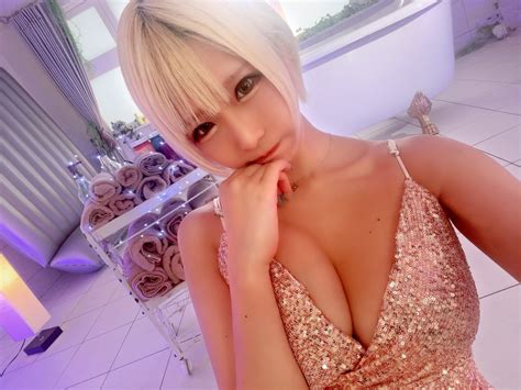 得意なプレイはふぇらと騎乗位です💓 マットはちょっと苦手だけどがんばるよっ！ご指名おまちしてますっ！💕 なんてっ しごおわおつありす♡♡♡ 乙