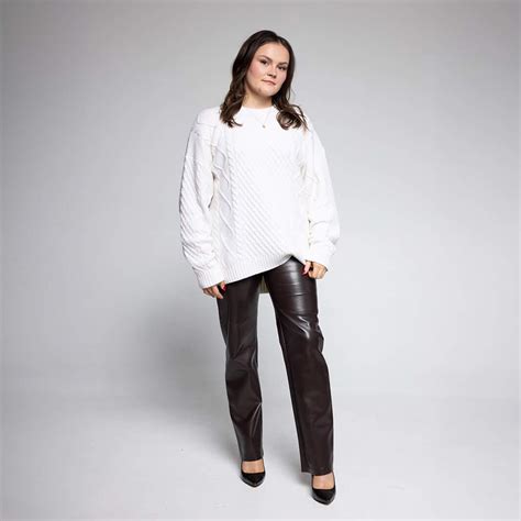 Second Hand Pants The Peacock Boutique Consignment