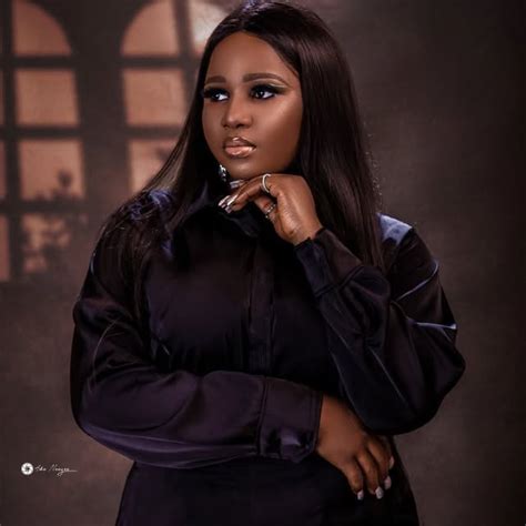 Omololapope Iamomolola • Threads Say More