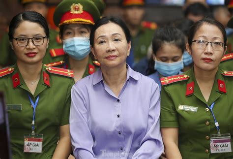 Bắt đầu Xét Hỏi Bị Cáo Trương Mỹ Lan Và Các đồng Phạm Trong Vụ Vạn