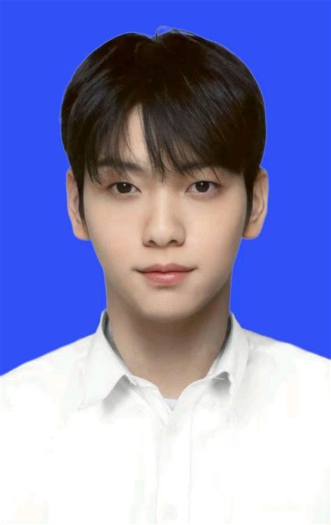 But Halu Foto Nikah Lo Pas Foto Latar Biru Soobin Foto Kekasih Pas Foto Penyimpanan Foto