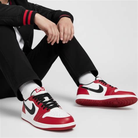 Buy Air Jordan 1 Retro Low Og 2025 Chicago Hq6998 600 Novelship