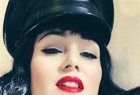 Indulge Your Kinky Thoughts The Deviant Domme Official Photos
