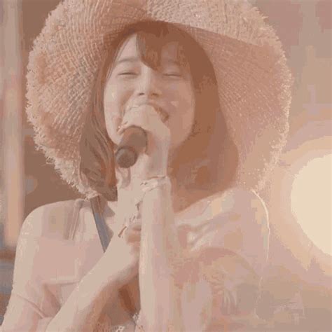 Uchida Maaya 内田真礼  Uchida Maaya 内田真礼 Discover And Share S